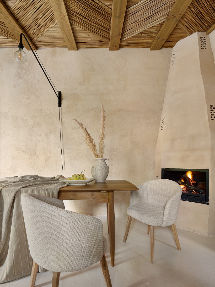 The House of Scalamandré - Alhambra - Etna Linen Fabric Collection